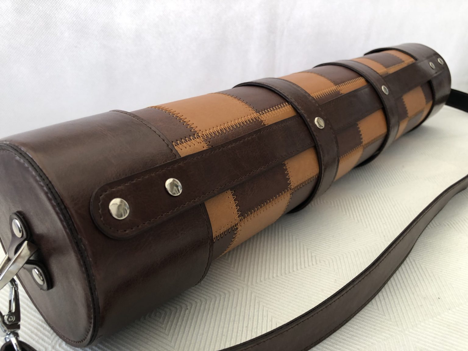 Rollup Thick Leather Chess Case, Mat and Weighted Chess Pieces ...