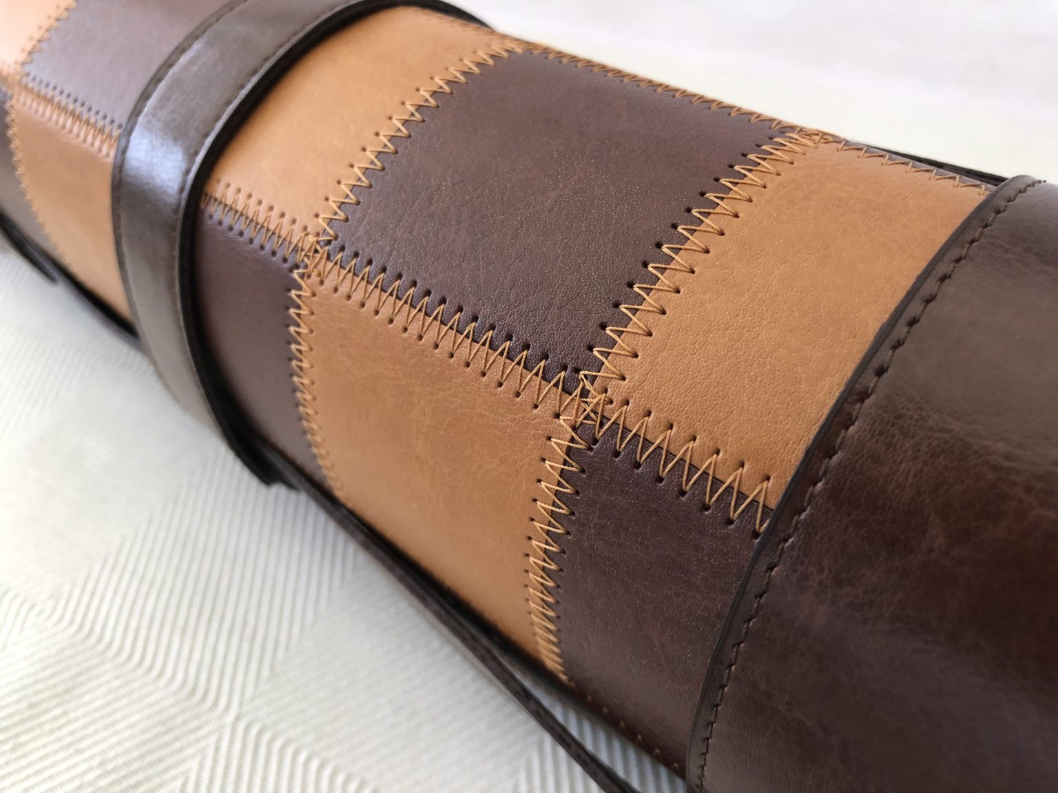 Rollup Thick Leather Chess Case, Mat and Weighted Chess Pieces ...