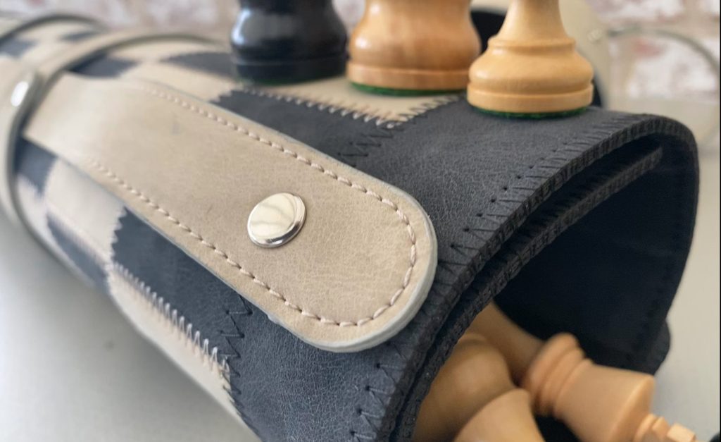 Rollup Thick Black/Cream Leather Chess Case, Mat and Weighted Chess ...