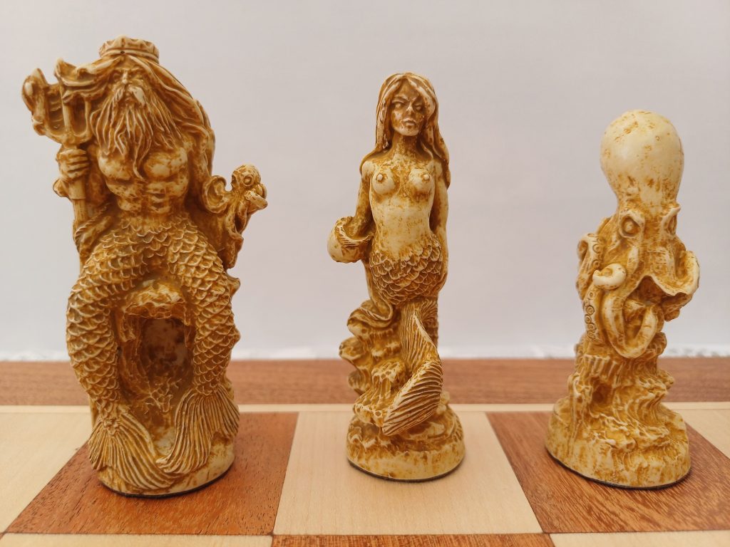 Berkeley Chess - Sea Life Chess Set - Red - ChessBaron Chess Sets ...